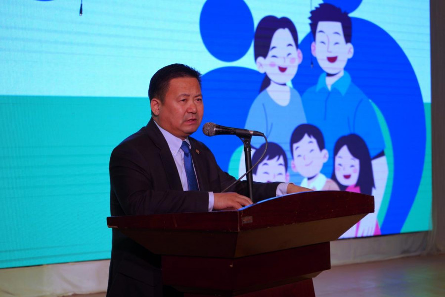 ХҮҮХЭД ХАМГААЛЛЫН ТУХАЙ БОЛОН НИЙГМИЙН ДААТГАЛЫН ТУХАЙ ХУУЛИЙГ ТАНИЛЦУУЛЖ САНАЛ СОЛИЛЦЛОО